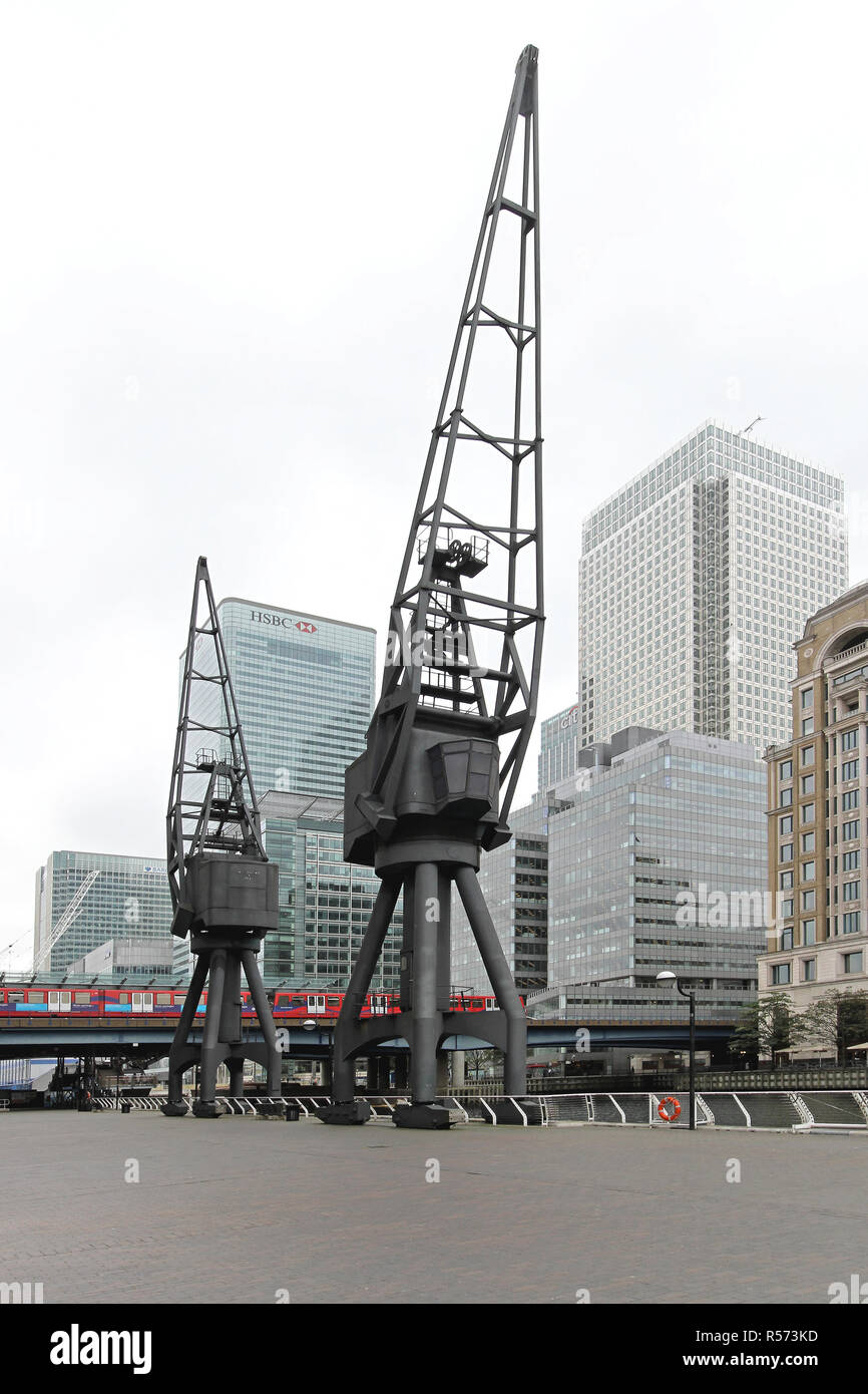 LONDON, UNITED KINGDOM - OCTOBER 15, 2010: Dock Cranes Landmark at West ...
