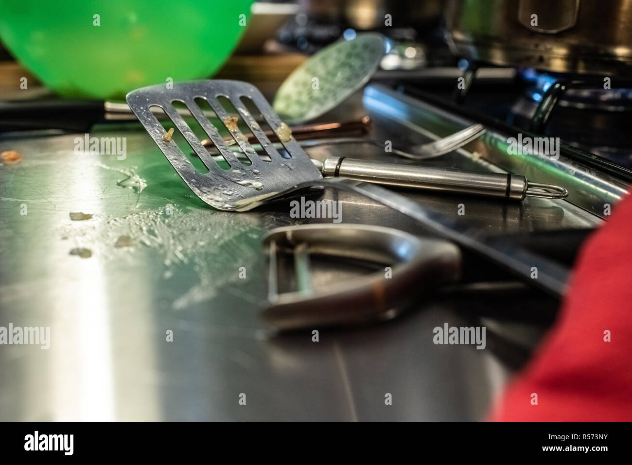 Kitchen utensils for scraping and peeling vegetables Stock Photo - Alamy