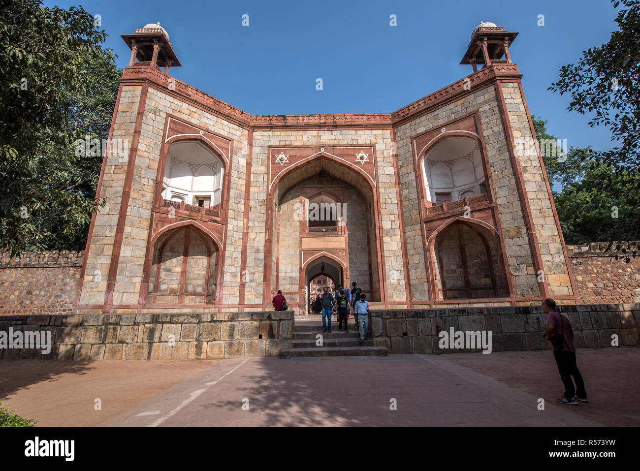 Entrance gate to Humayun's Tomb, Delhi, India Stock Photo - Alamy