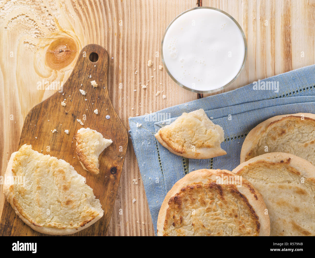 Carol cake hi-res stock photography and images - Alamy