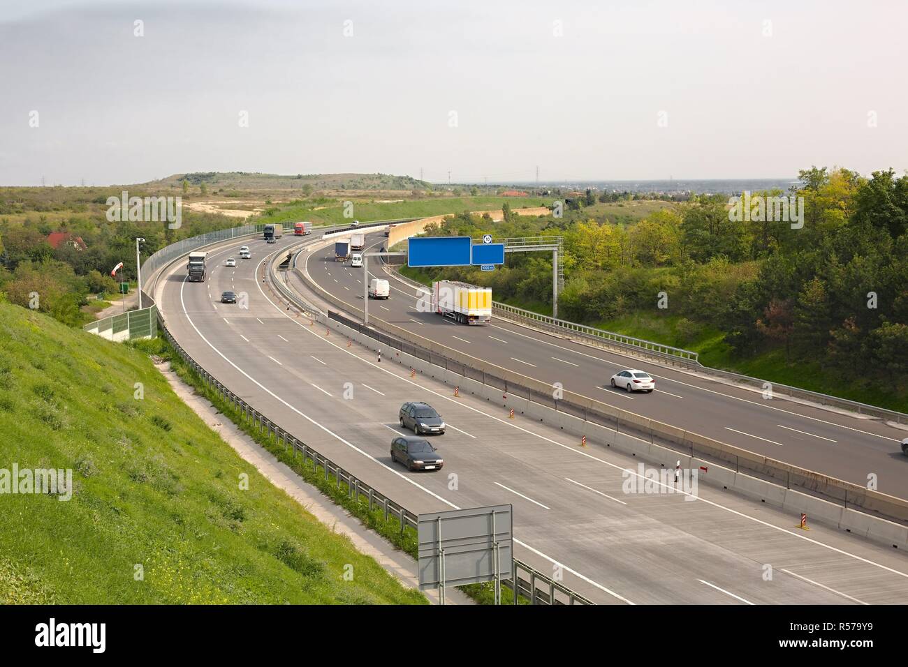 Highway with low traffic Stock Photo - Alamy