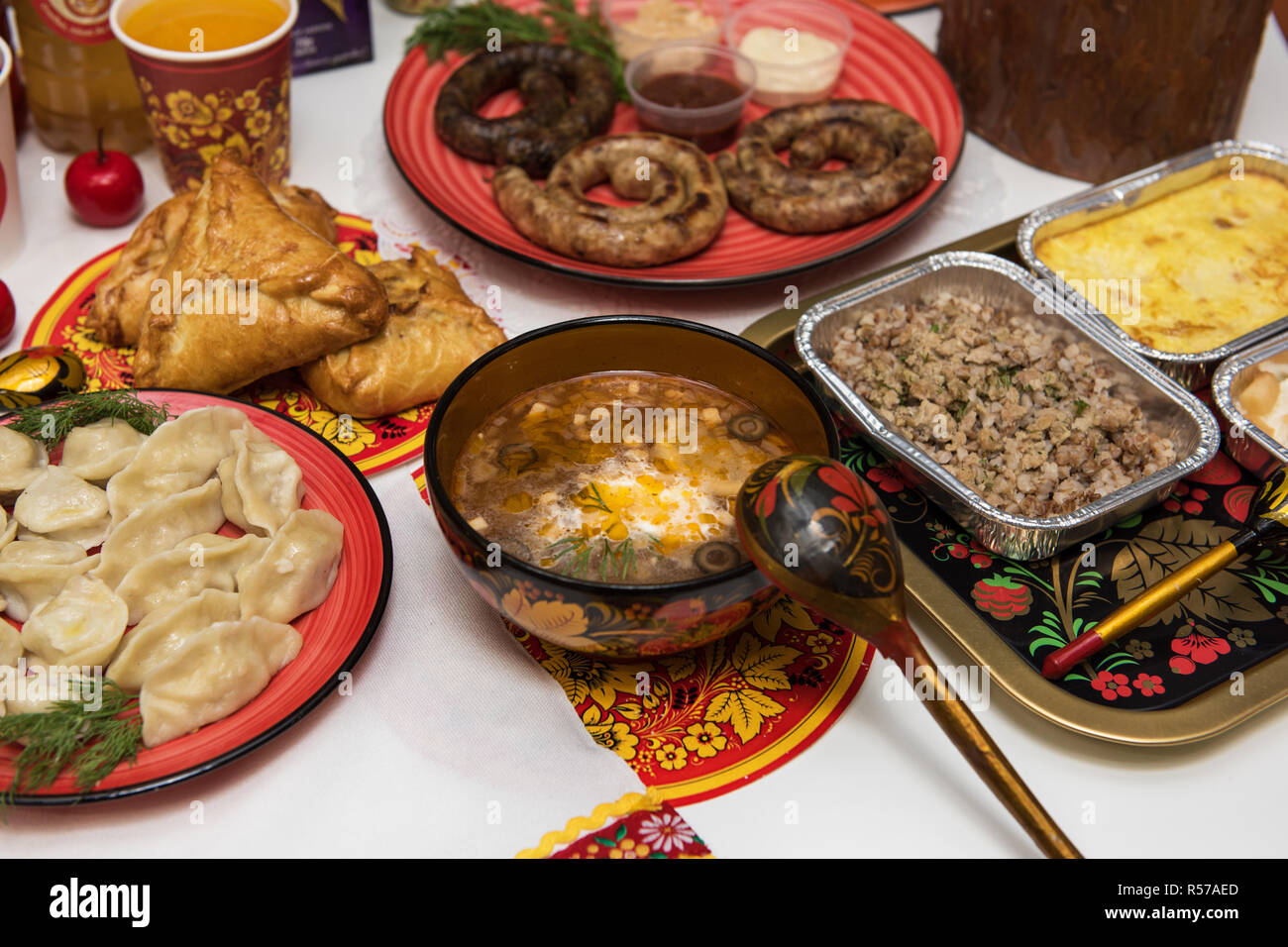 Russian table with food Stock Photo - Alamy