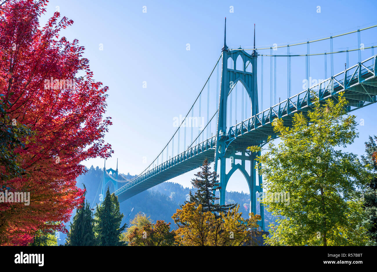 The famous St Johns bridge in the gothic style across the Willamette ...