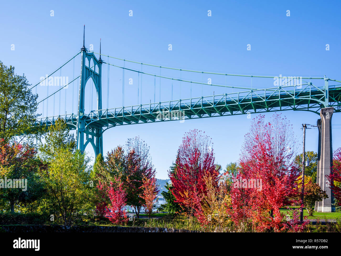 Popular gothic St Johns bridge with haze across the Willamette River in ...