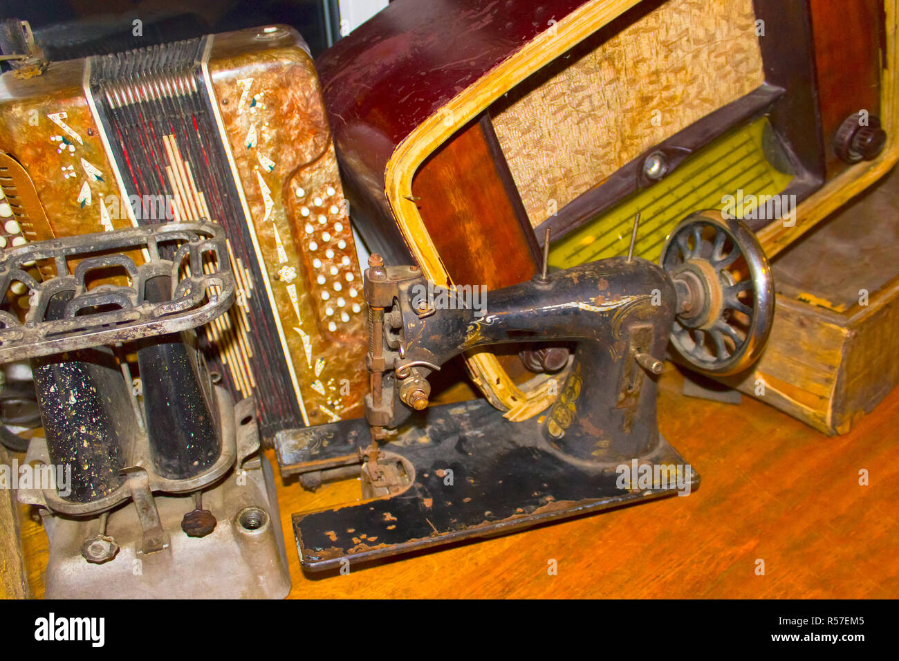 Sewing thread moving machine hi-res stock photography and images - Alamy