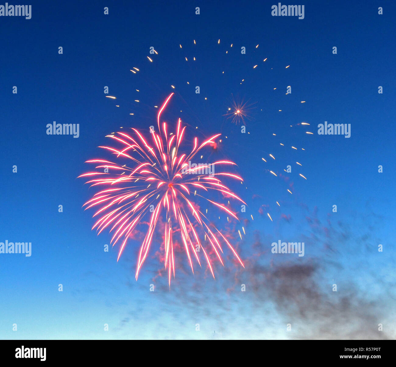 Fireworks smoke hi-res stock photography and images - Alamy