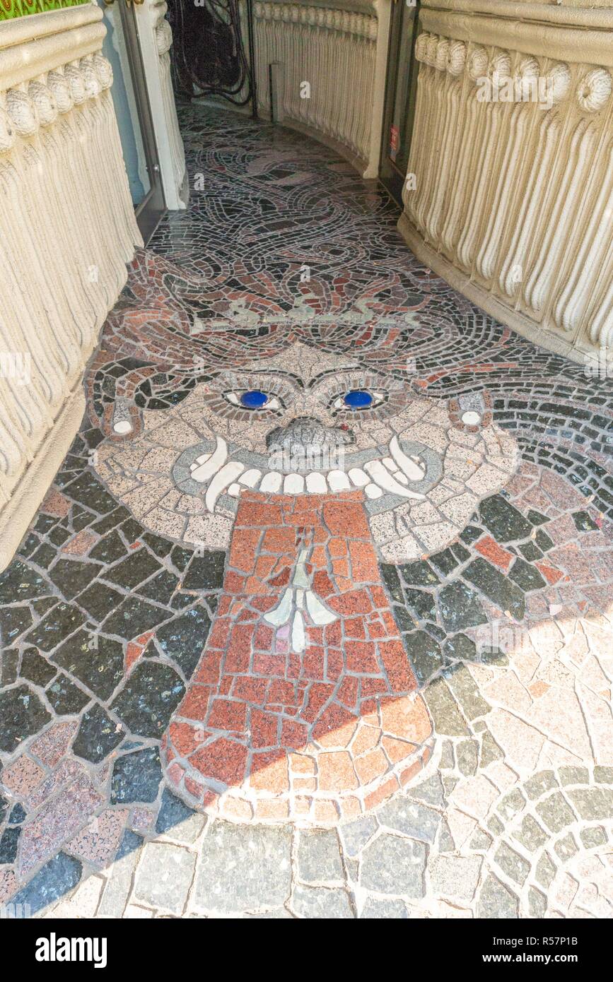 Waseda El Dorado, Shinjuku-Ku, Tokyo, Japan. Designed by Von Jour Caux Stock Photo - Alamy