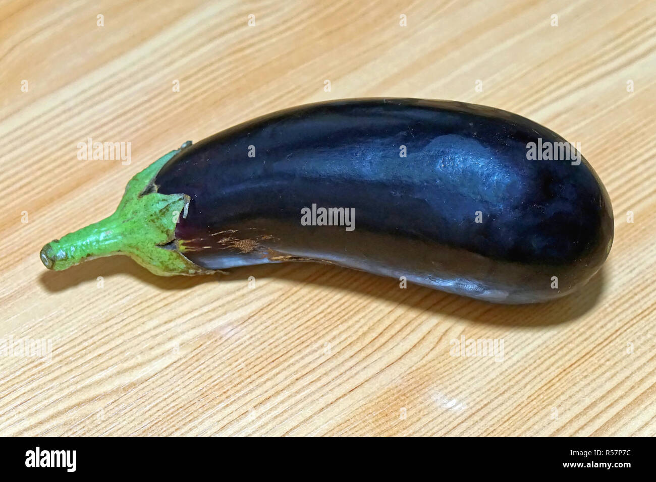 Big eggplant hi-res stock photography and images - Alamy