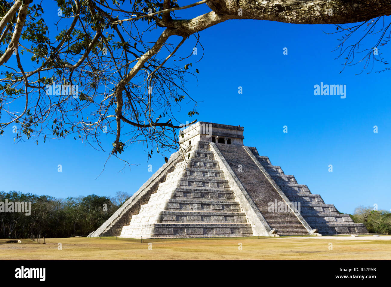 Kukulkan Pyramid View Stock Photo - Alamy