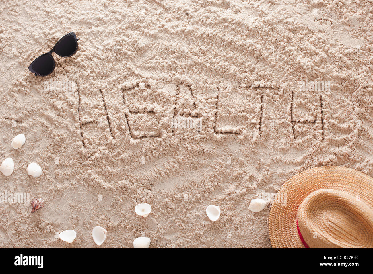 Family Word In Sand High Resolution Stock Photography and Images - Alamy