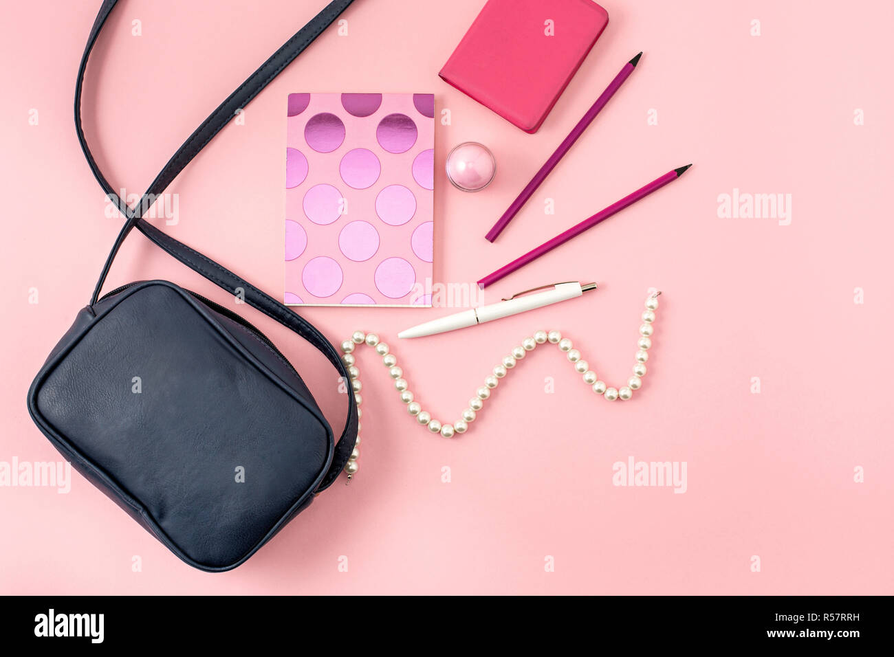 The top view of open woman bag Stock Photo - Alamy