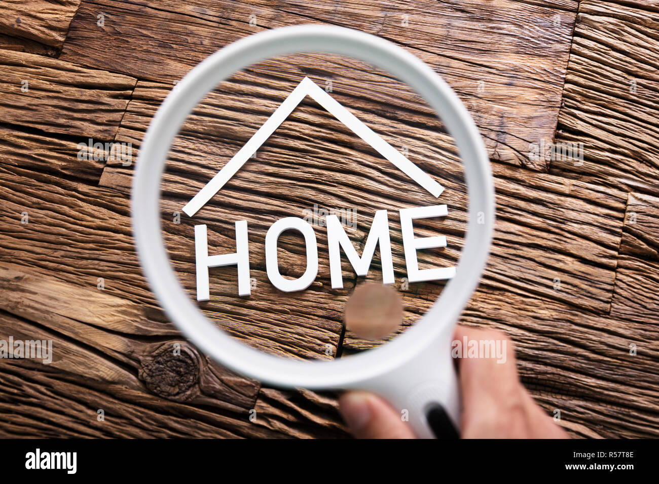 Magnifying glass graphic transparent hi-res stock photography and ...