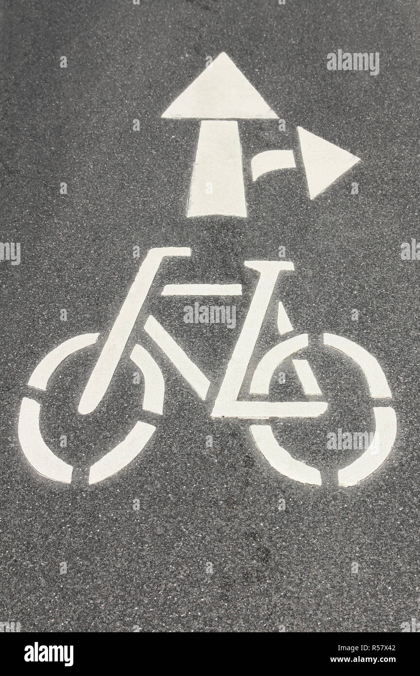 road marking bicycle lane Stock Photo - Alamy
