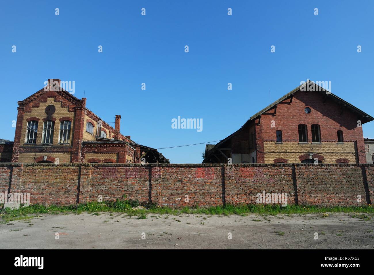 old factory Stock Photo - Alamy