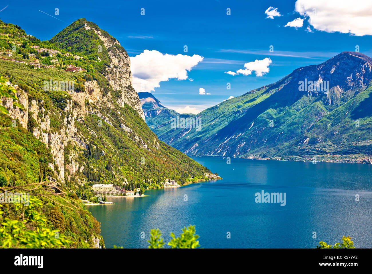 Vista sul lago di garda hi-res stock photography and images - Alamy