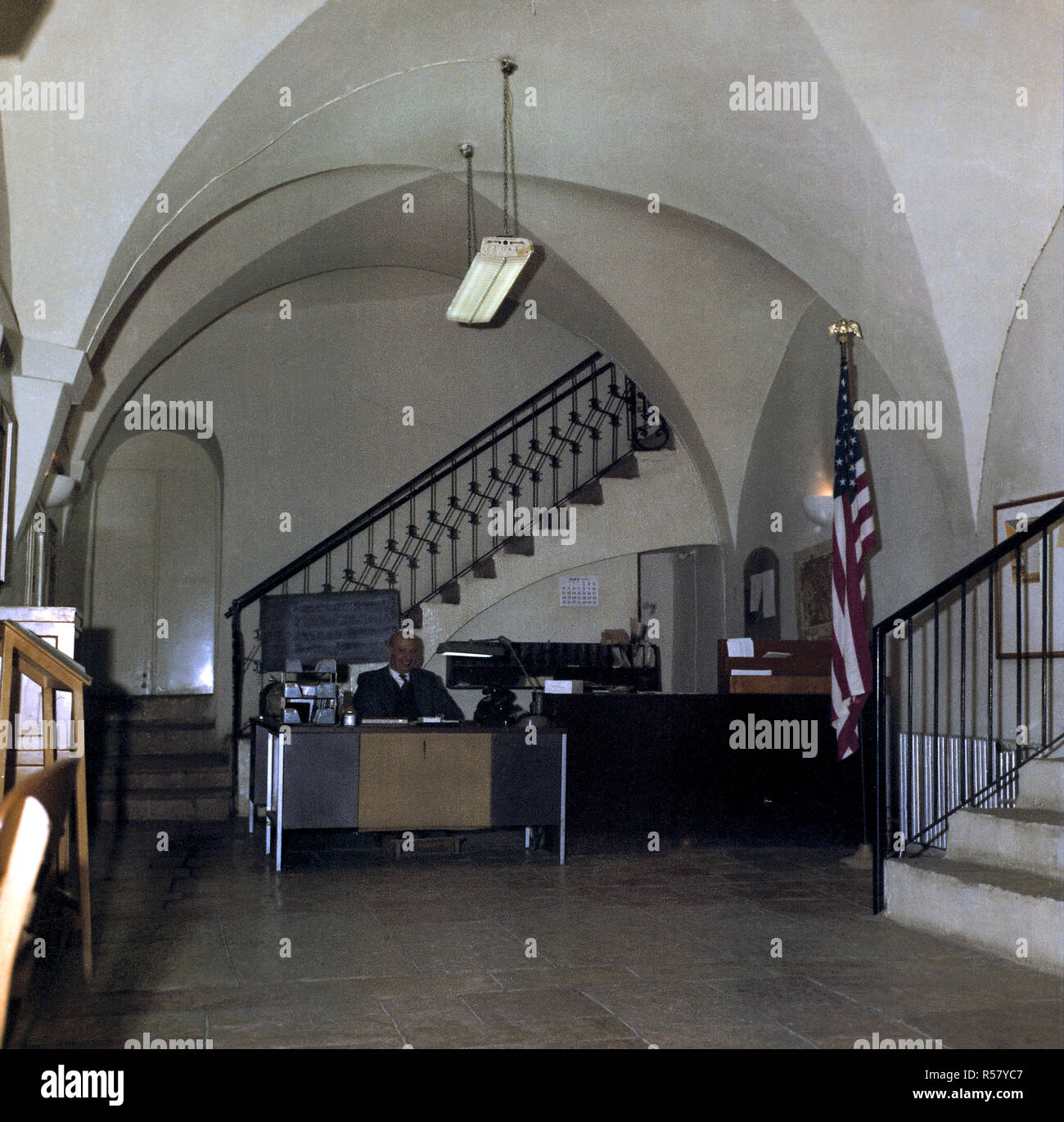 Annex office building interior hi-res stock photography and images - Alamy