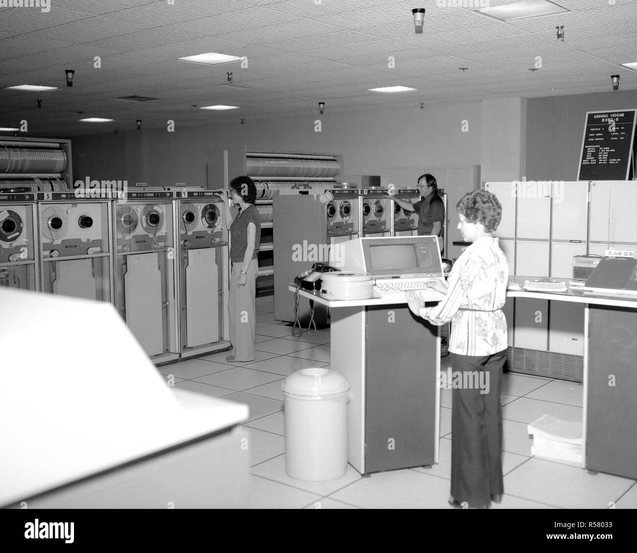 1980s computer room hi-res stock photography and images - Alamy