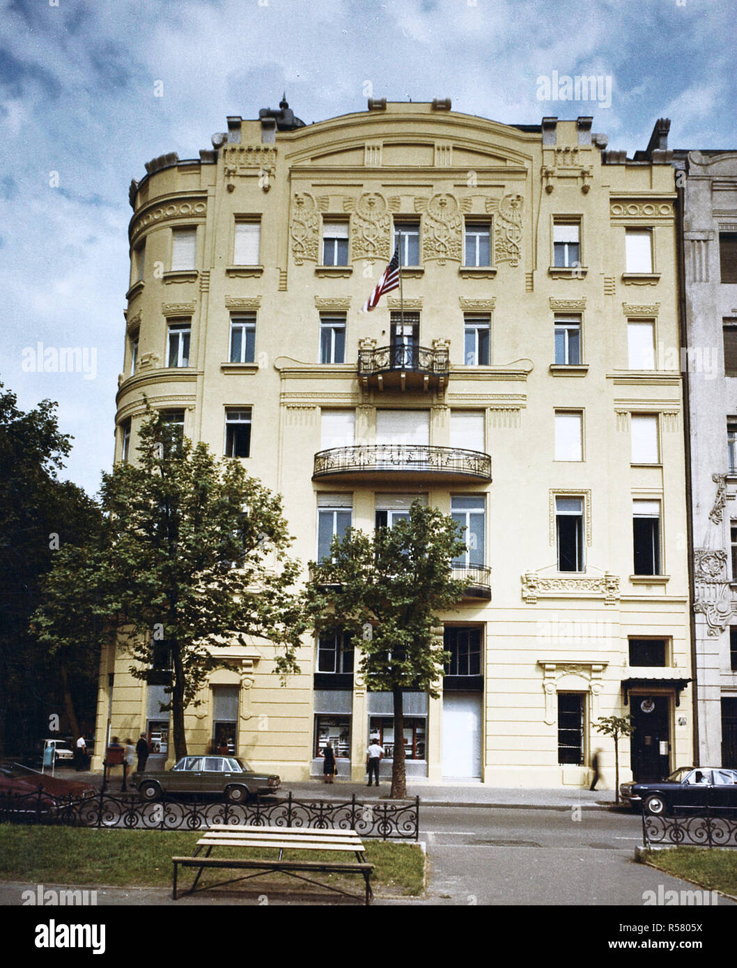 U s chancery office building hi-res stock photography and images - Alamy