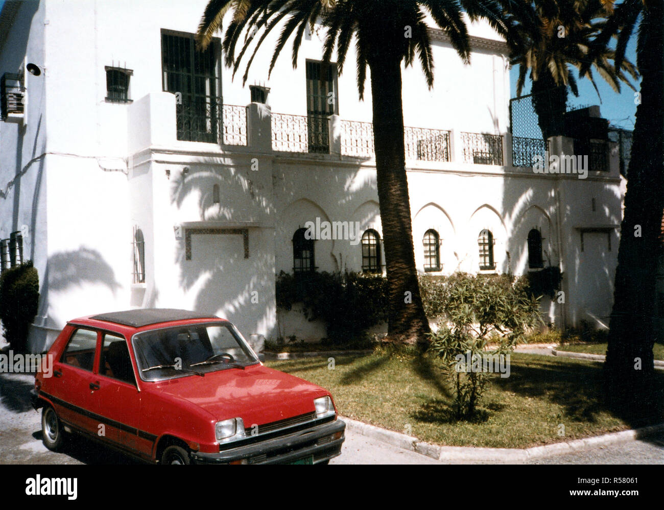 Algiers - Chancery Office Building - 1983 Stock Photo - Alamy