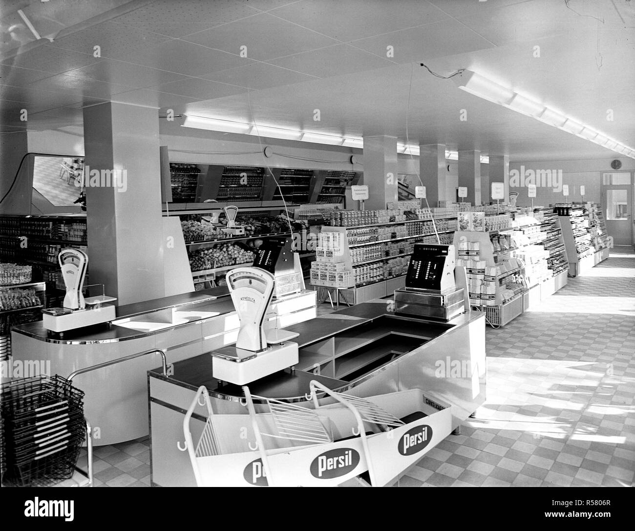 Finland History - Elona's store at the time of its opening. The store ...