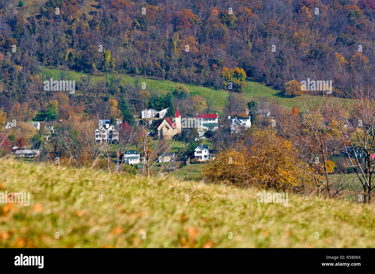 Early 2000s american town hi-res stock photography and images - Alamy