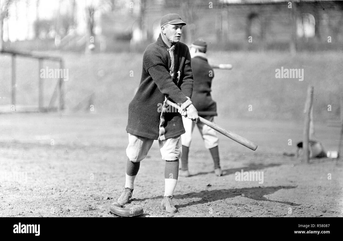 Early 1900s baseball player hi-res stock photography and images - Alamy