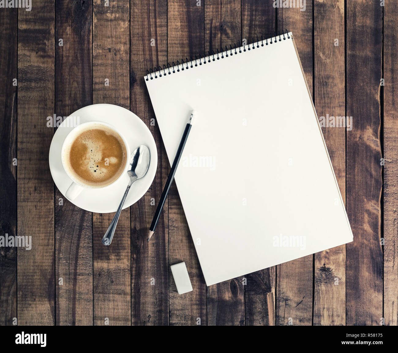 Notepad and coffee cup Stock Photo - Alamy
