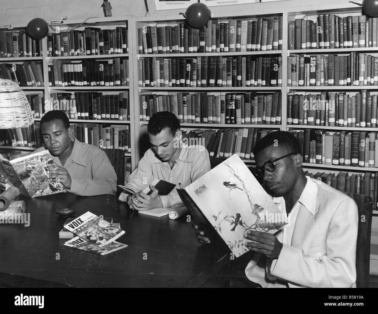 1950s libraries hi-res stock photography and images - Alamy