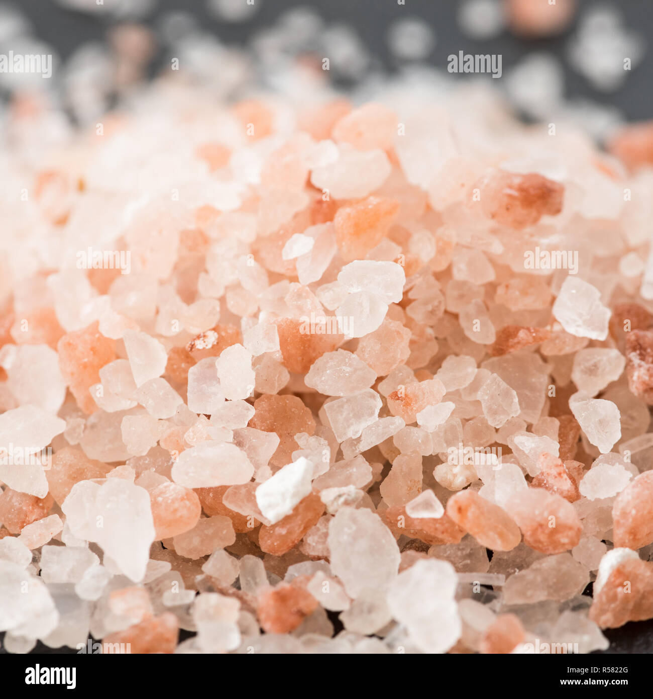 Himalayan pink crystal salt. Pink Salt Background Stock Photo - Alamy