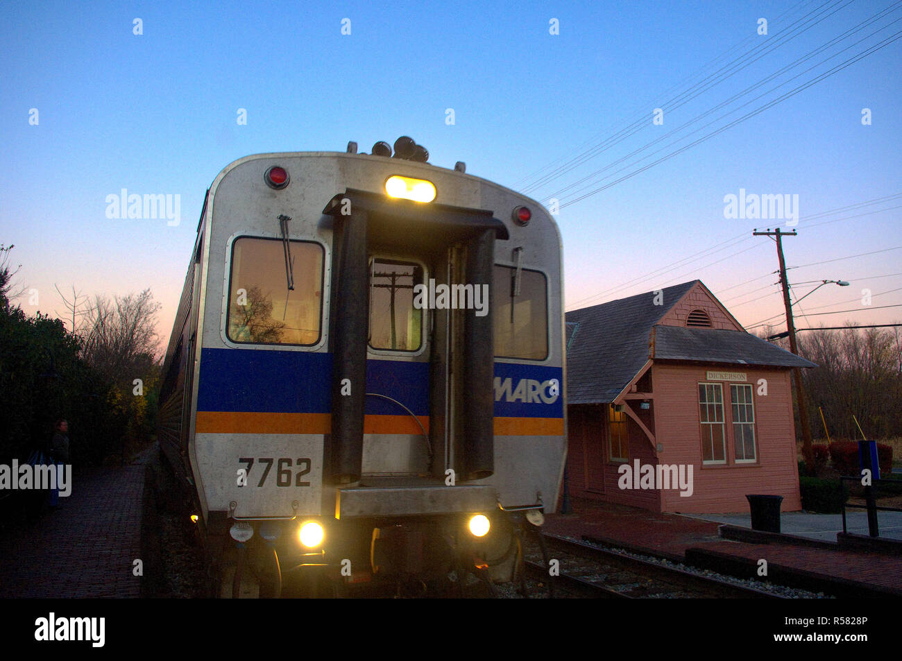 2005 - MARC Maryland Transit Administration train at the Dickerson ...