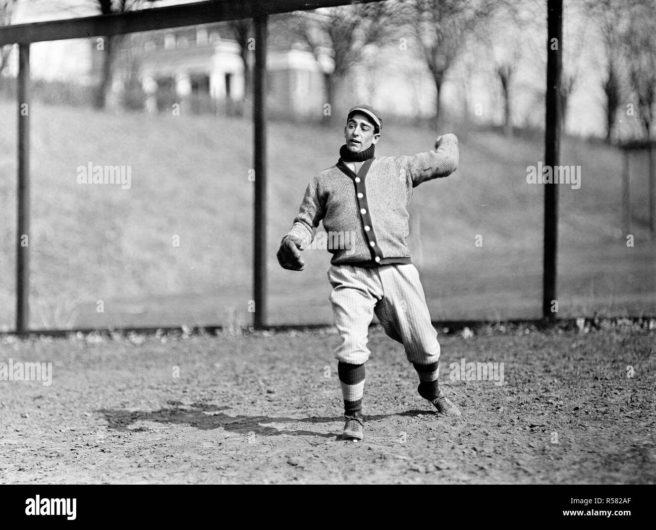 Early 1900s baseball player hi-res stock photography and images - Alamy