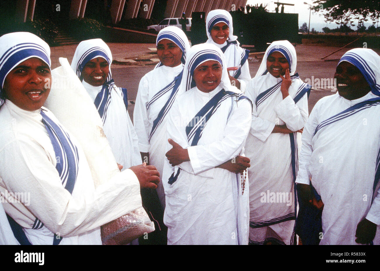 1994 - Rwandan nuns wait for a C-130 Hercules to take them to Goma ...