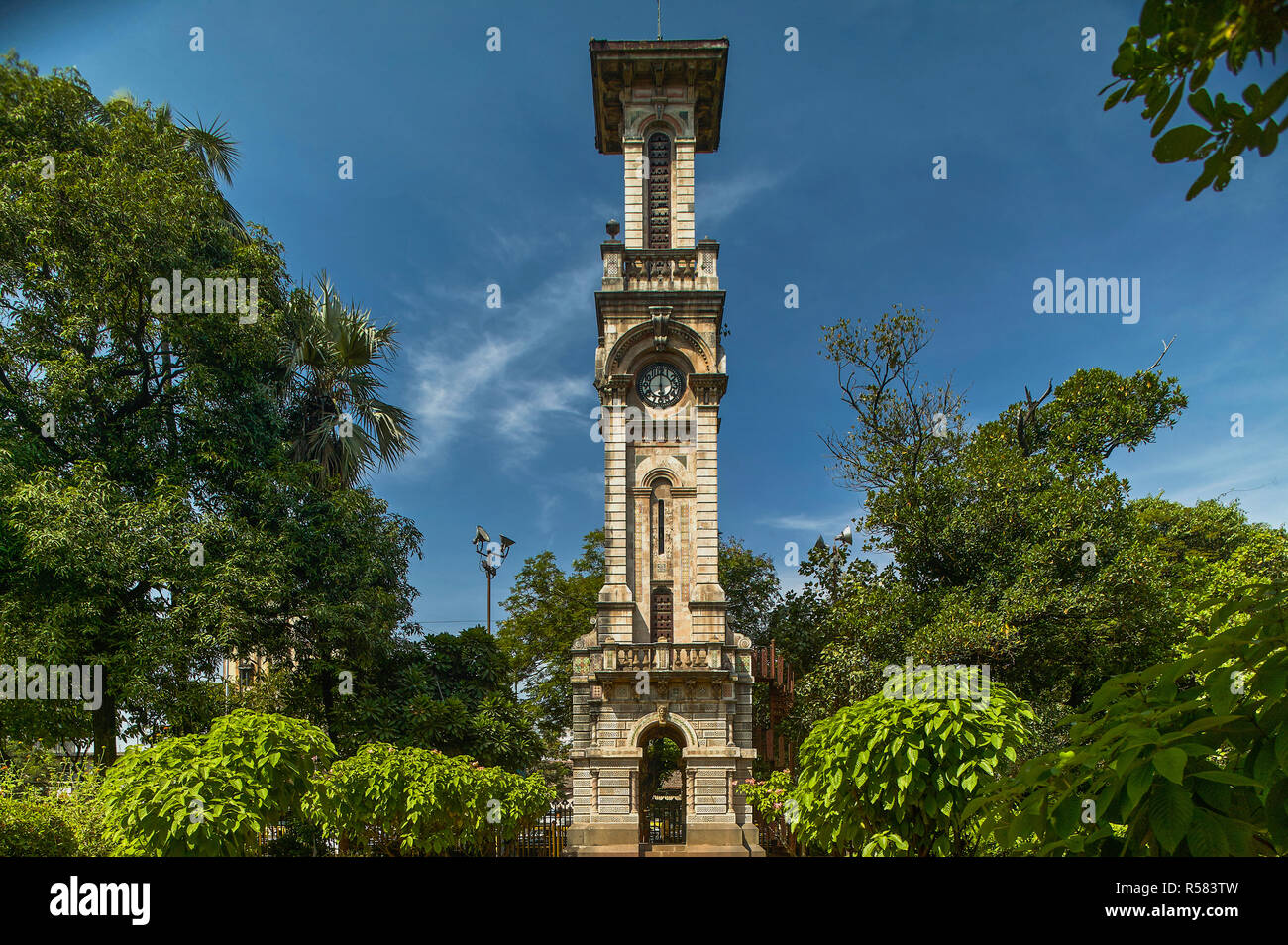 22-Oct-2004- David Sassoon Clock Tower, Jijamata Udyan (Zoo), Byculla ...