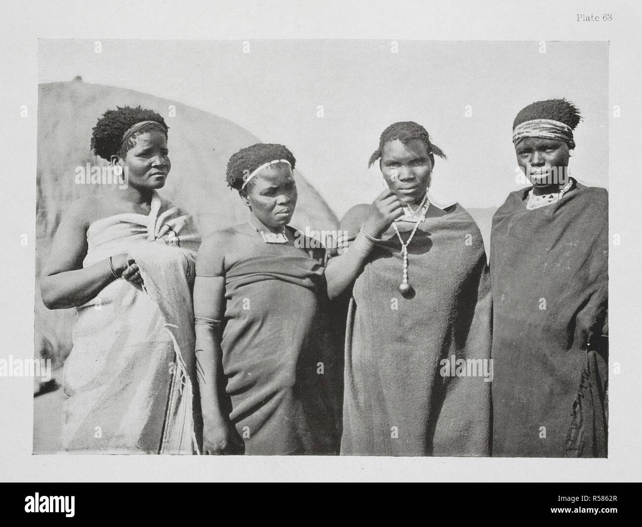 Image source woman africa hi-res stock photography and images - Alamy