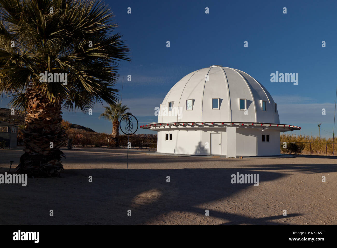 Integratron in Landers, California Stock Photo - Alamy