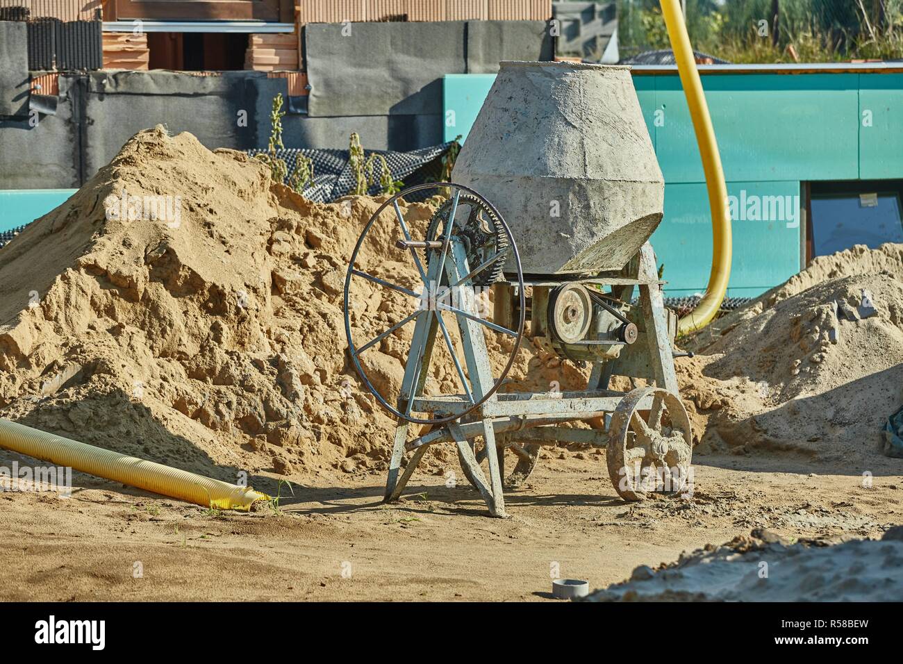 Concrete Mixer Spinning Stock Photo - Alamy