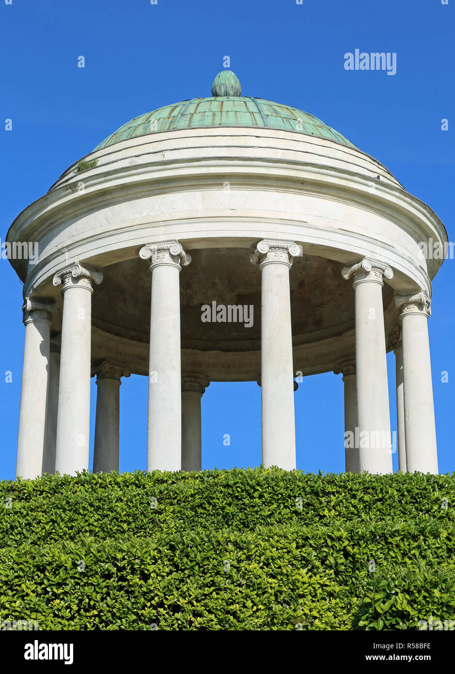 temple with neoclassical style columns and a large dome Stock Photo - Alamy