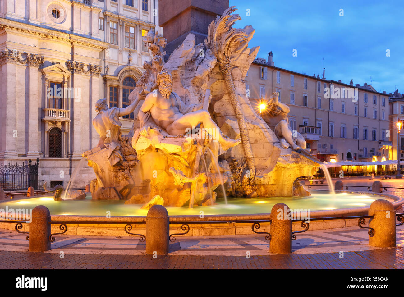 Piazza Navona Square at night, Rome, Italy Stock Photo - Alamy