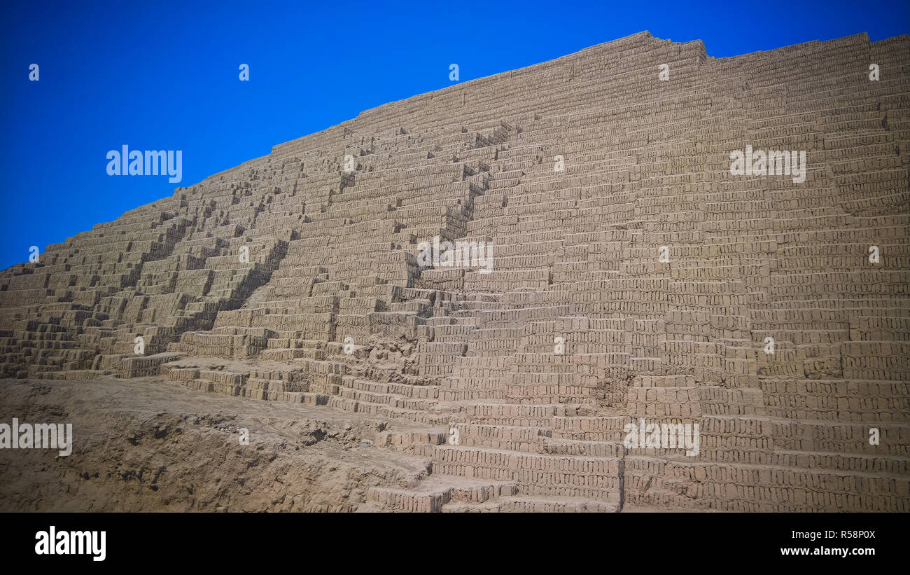 Exterior view to Huaca Pucllana pyramid in Lima, Peru Stock Photo - Alamy