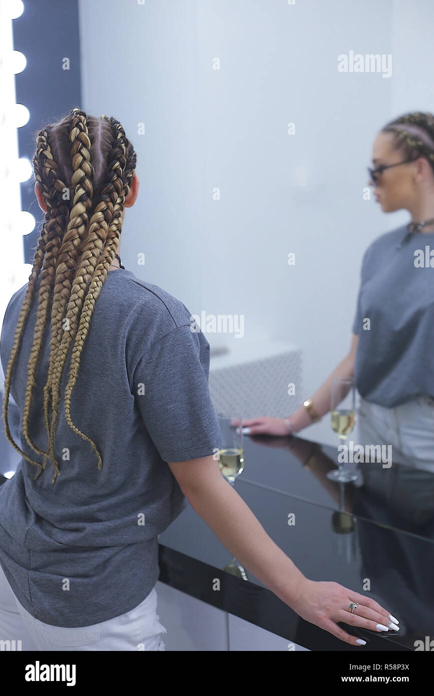 the process of braiding Stock Photo - Alamy