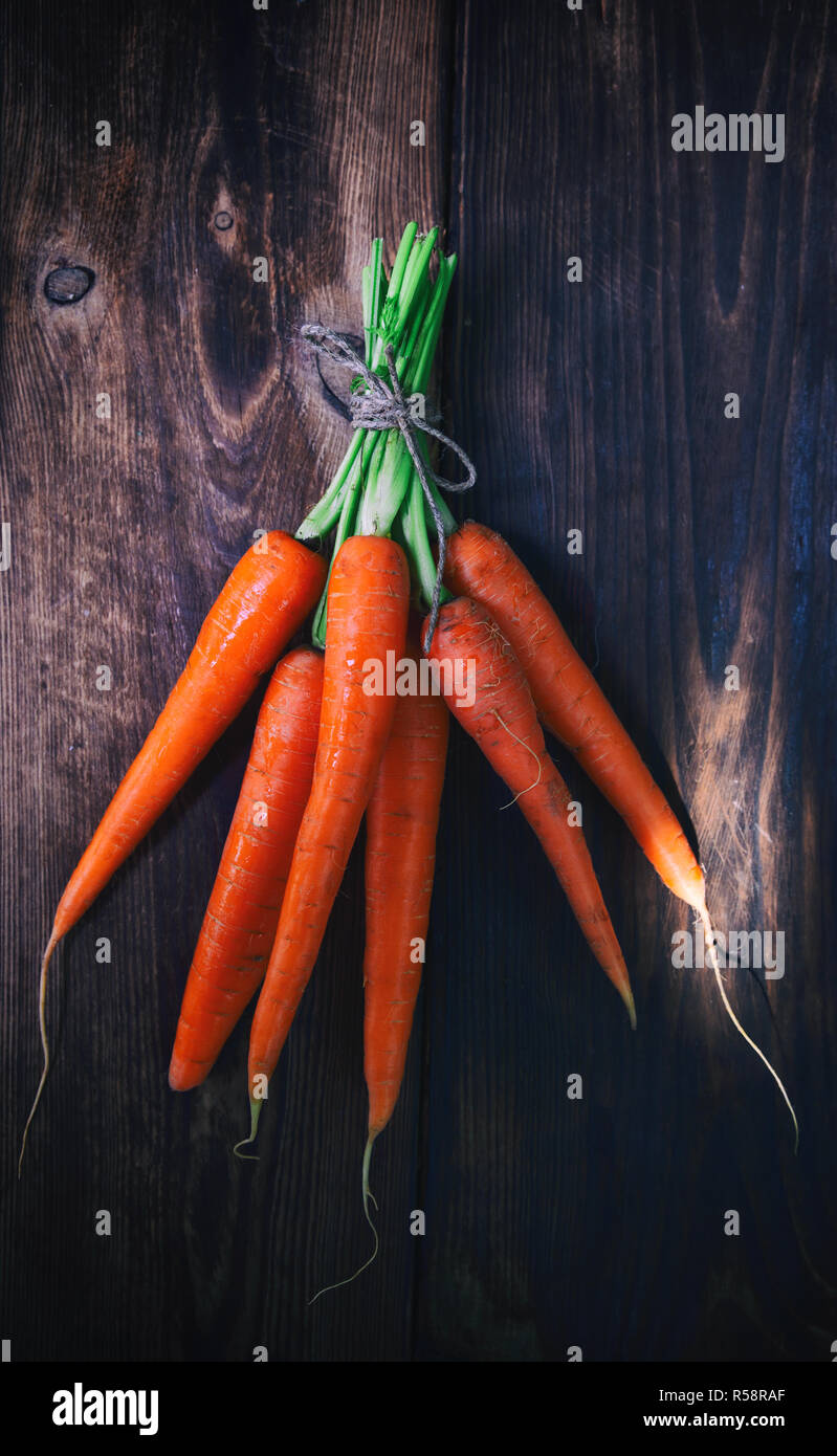 bunch of fresh carrots Stock Photo - Alamy