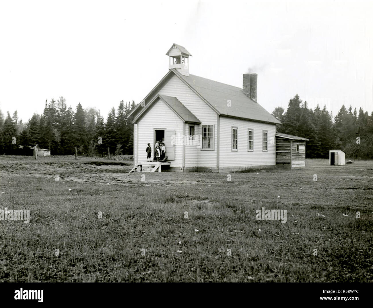 1950s school buildings hi-res stock photography and images - Alamy