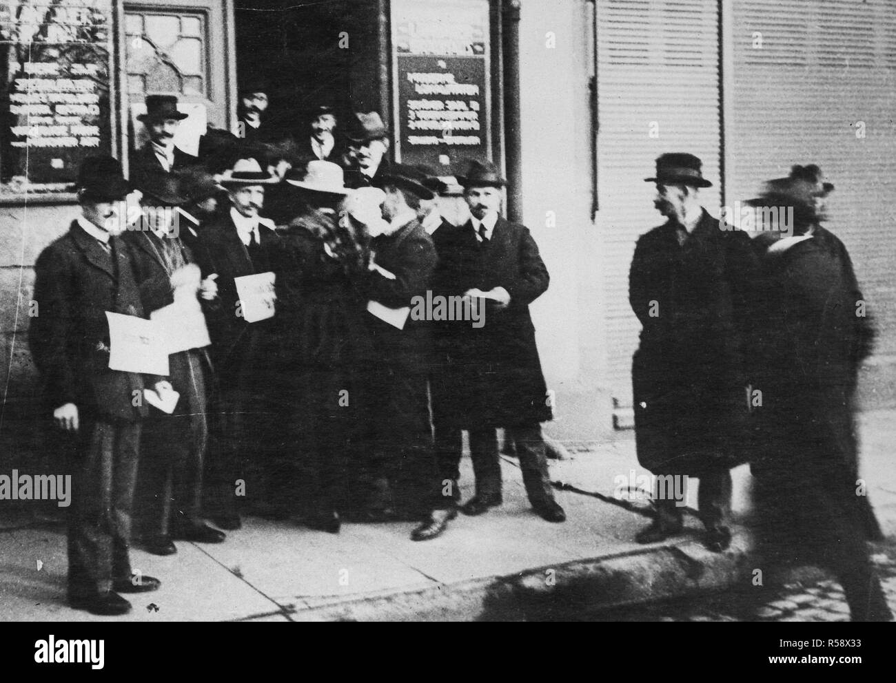Women first vote vintage hi-res stock photography and images - Alamy