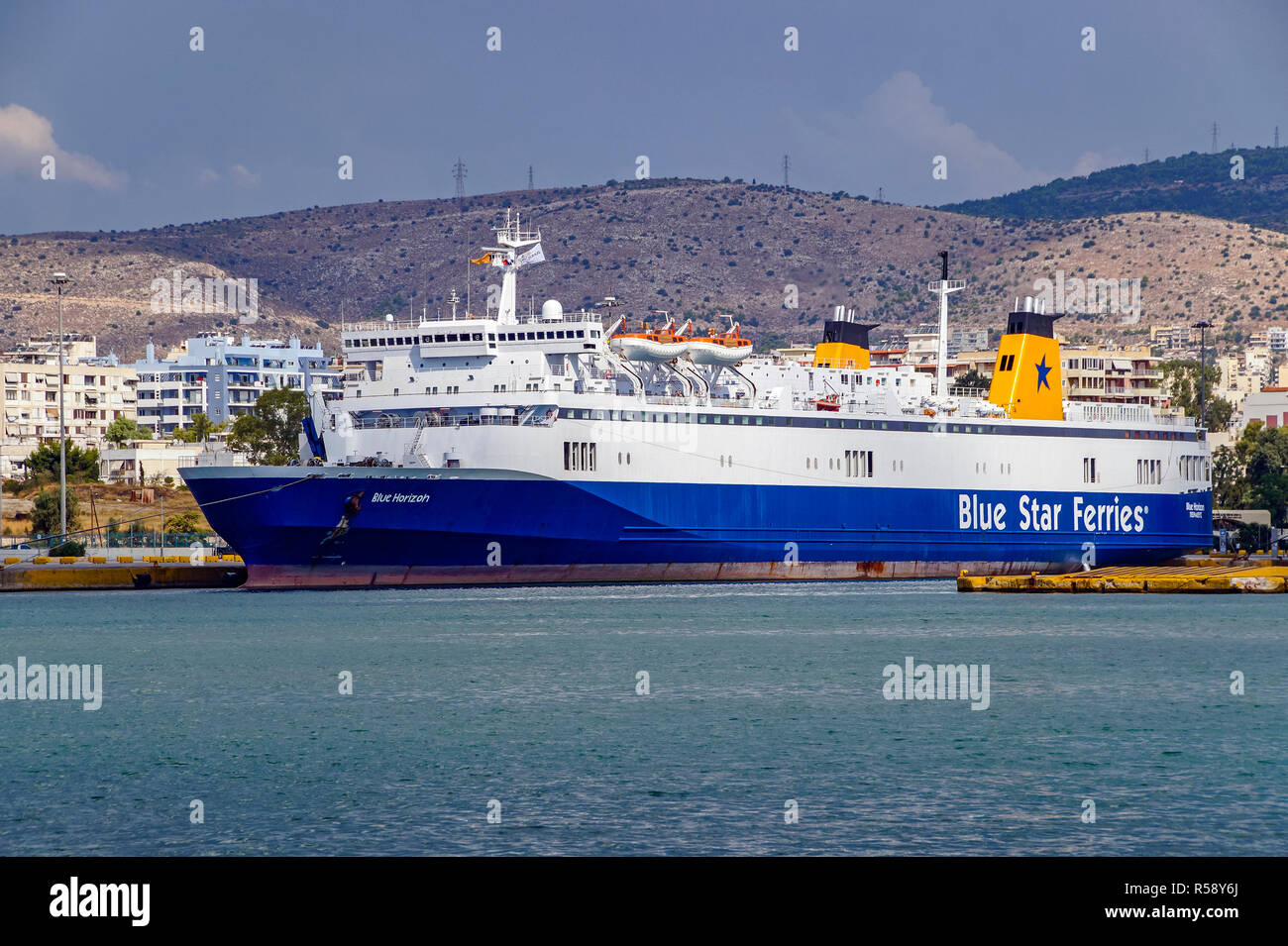 Blue star ferries hi-res stock photography and images - Alamy