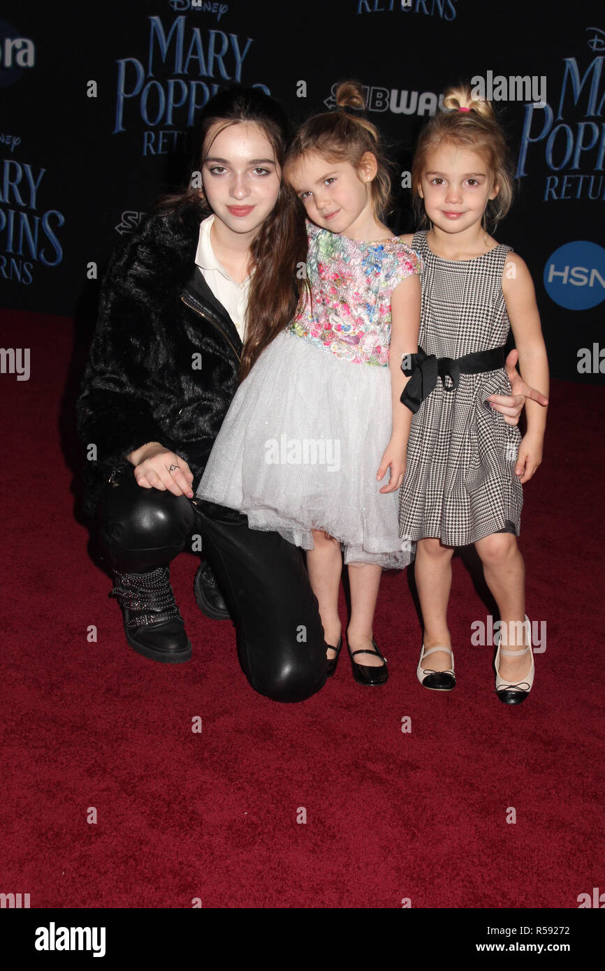 Hollywood, California, USA. 29th November, 2018. Kaitlin Stauffer, Mila ...