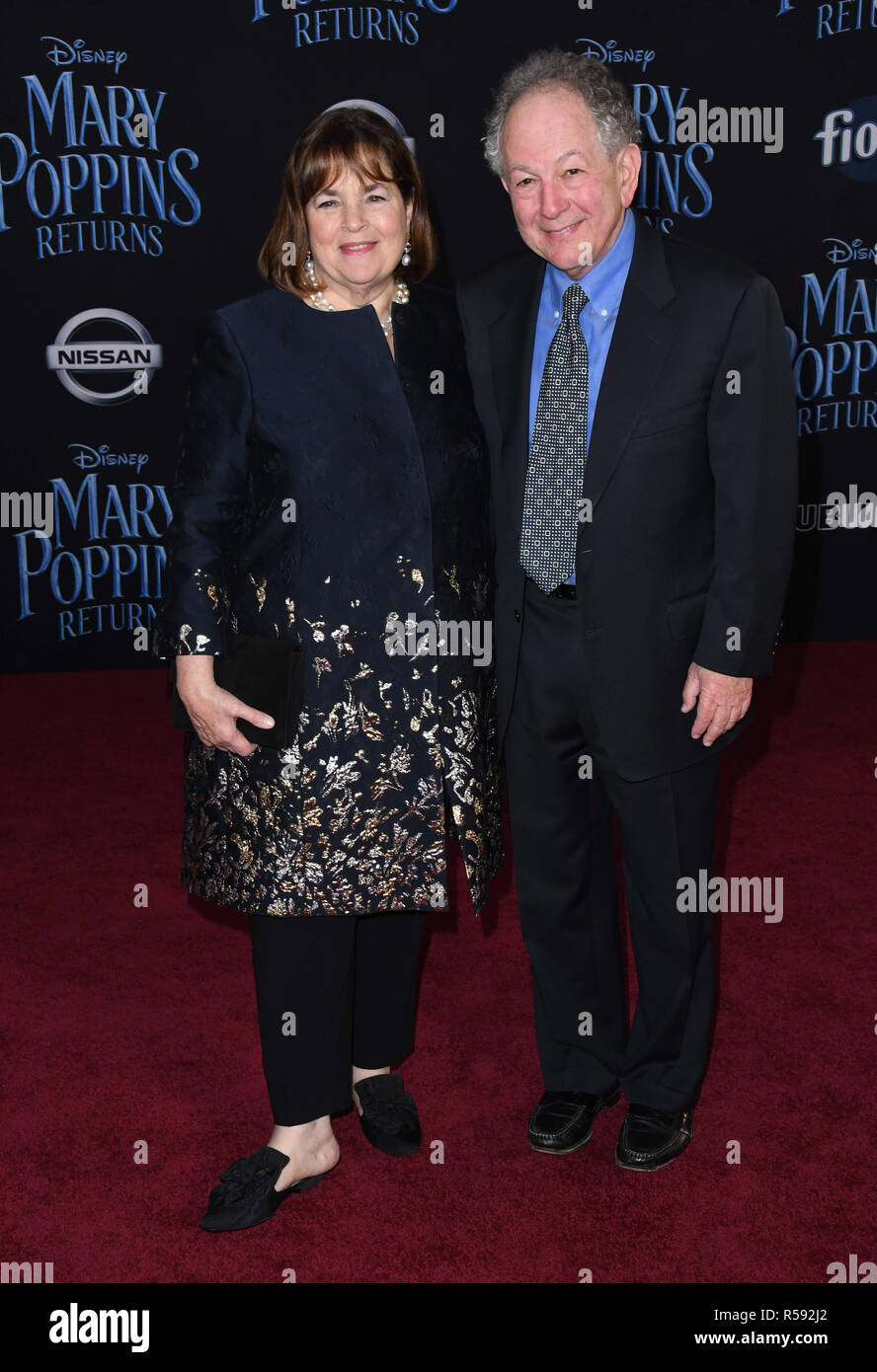 Ina garten the barefoot contessa hi-res stock photography and images ...