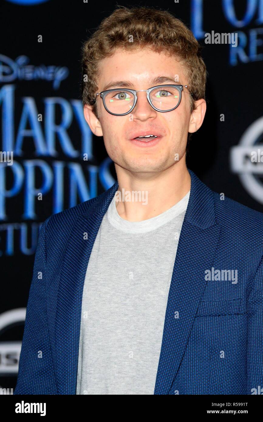 Sean giambrone hi-res stock photography and images - Alamy