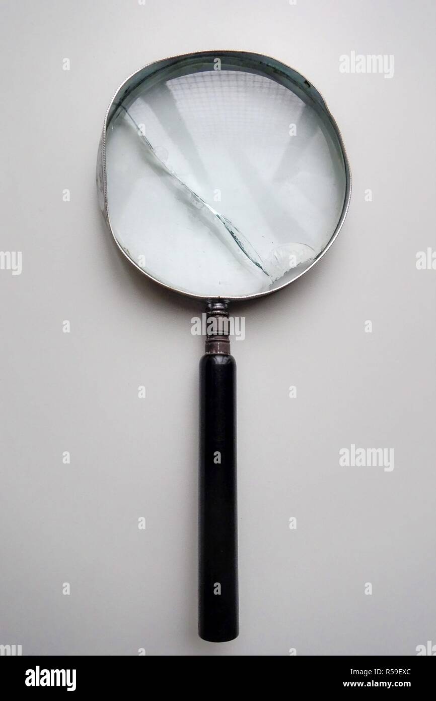 Broken Magnifying Glass Stock Photo - Alamy