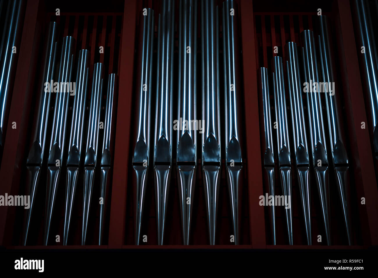 Big organ pipe hi-res stock photography and images - Alamy