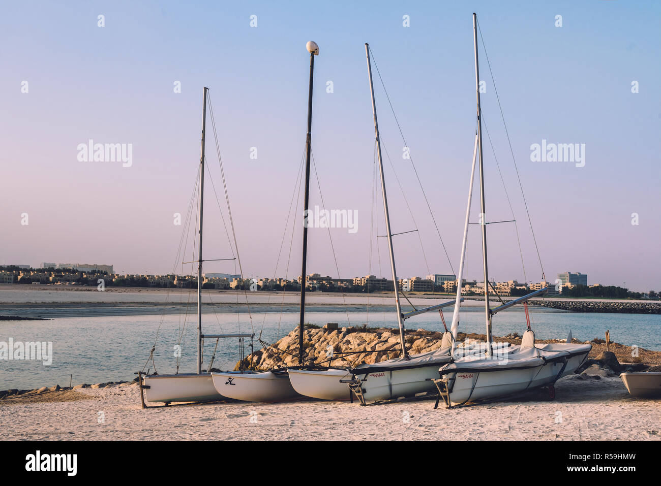 Sailboats on beach hi-res stock photography and images - Alamy